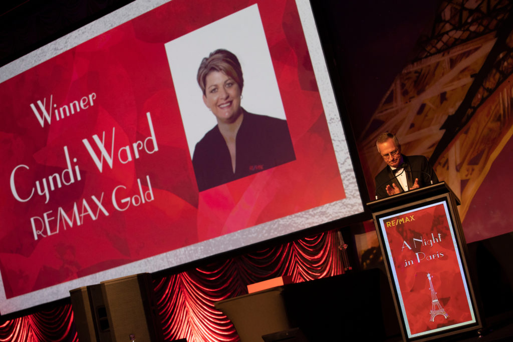 RE/MAX names Cyndi Ward as an everyday hero