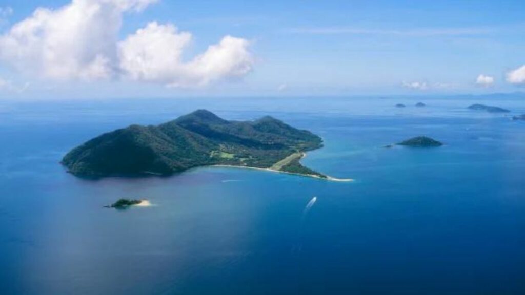 Mike Cannon-Brookes buys Dunk Island