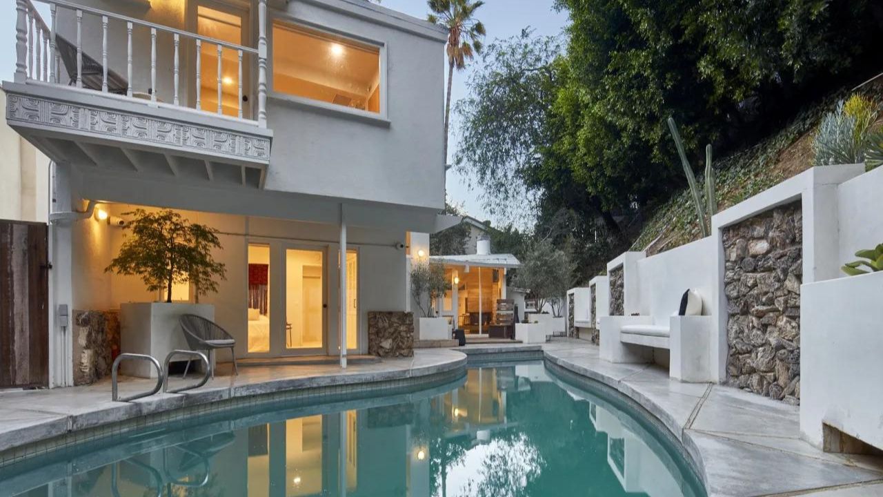 Doja Cat selling her Beverly Hills home
