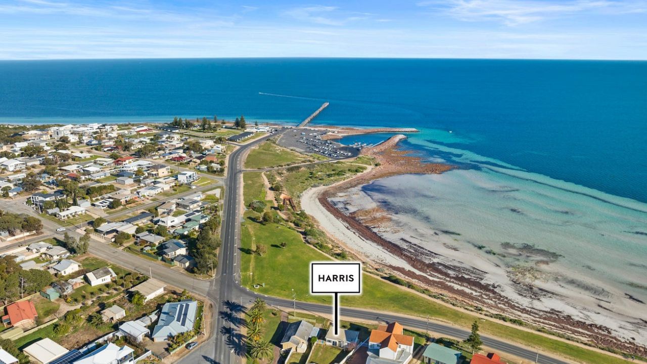 Port Hughes beach shack selling for first time in 50 years