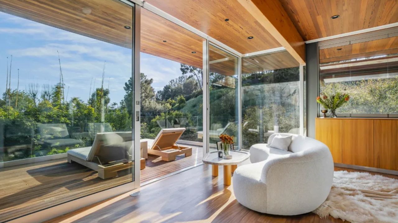 Ray Kappe Beverly Hills masterpiece hits the market