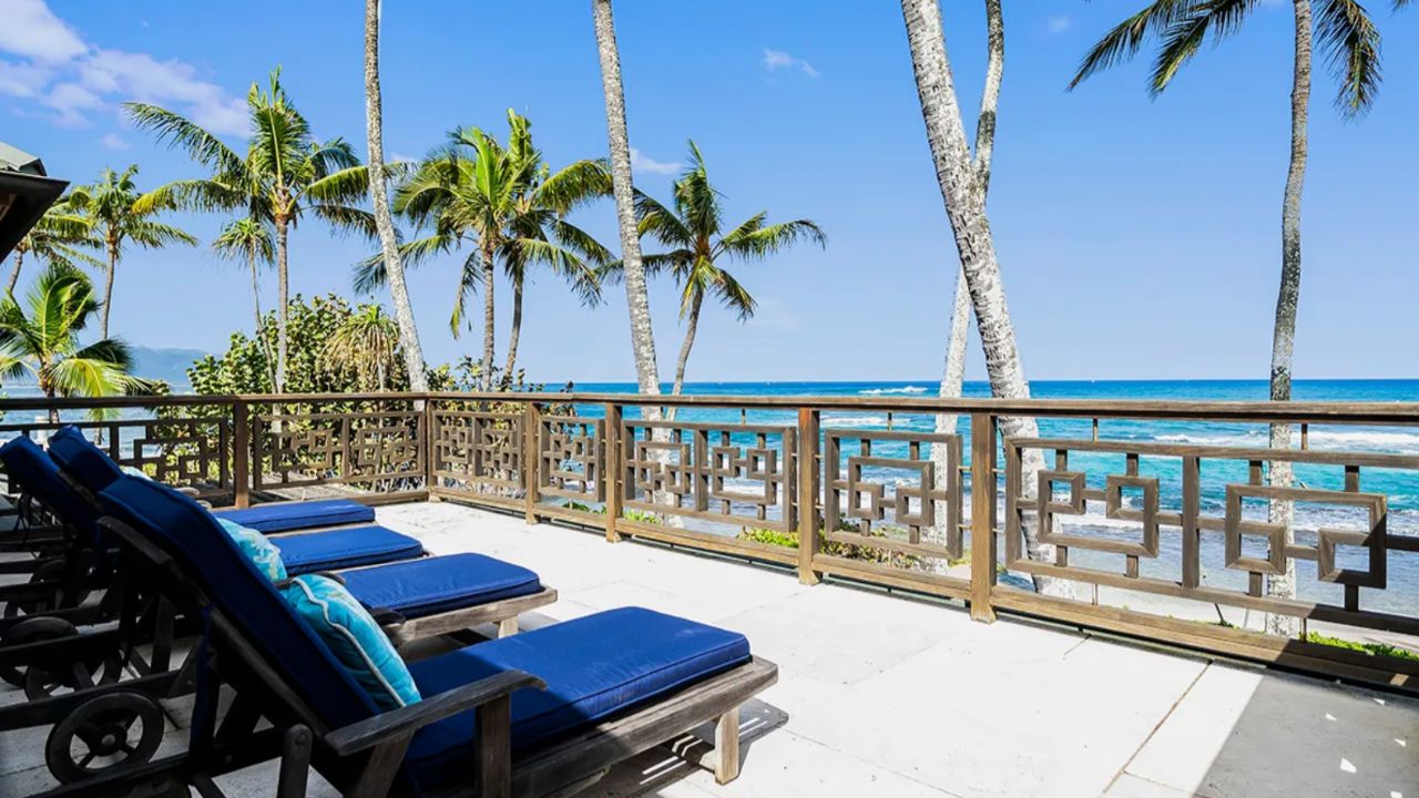 Kelly Slater says surf's up at his Hawaiian estate