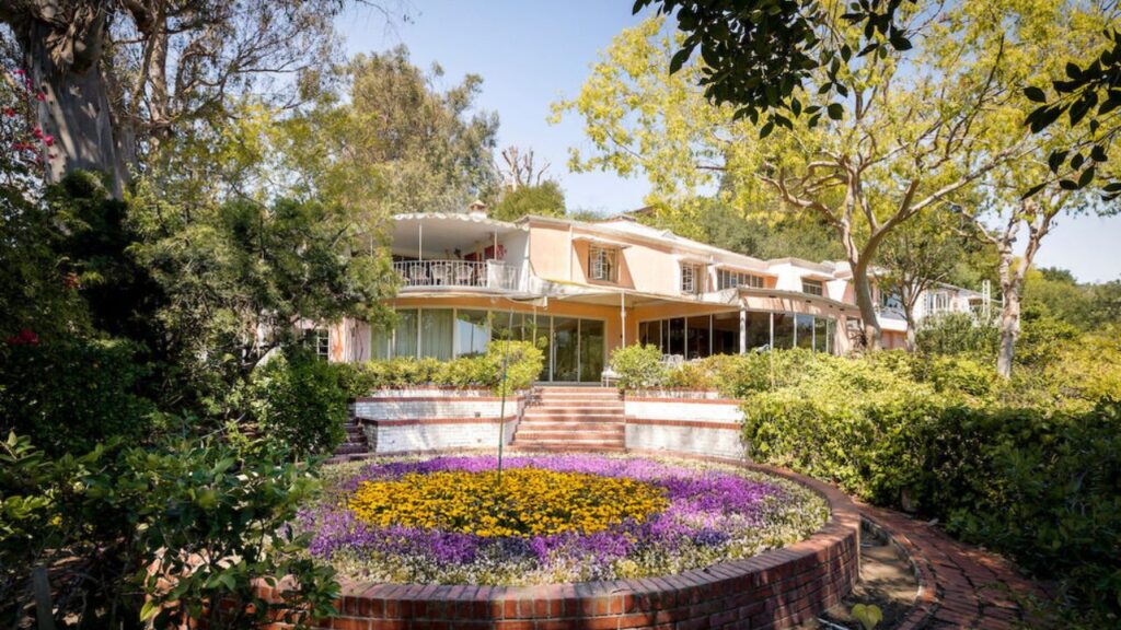 Sydney Sweeney eyes historic US$15 million Bel Air estate